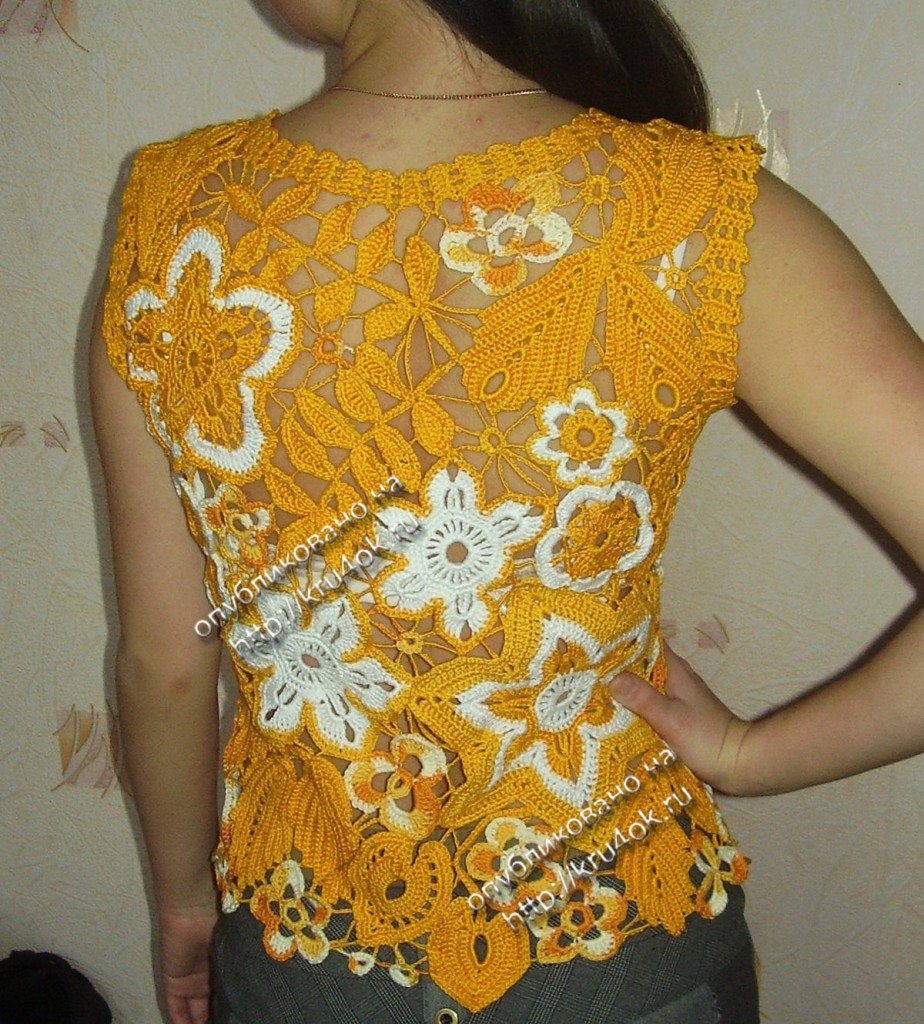 Желто-белый топ — работа Эльвиры Алеевой
